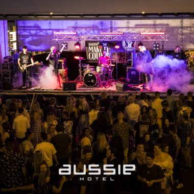 Entertainment Photos - Aussie Hotel